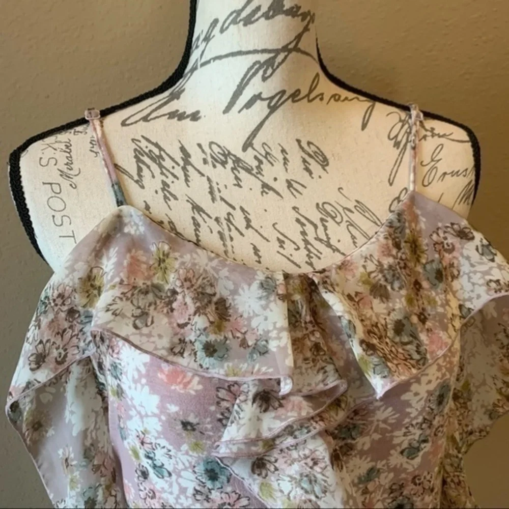 LC Lauren Conrad | Tops | Free With Purchase Lc Lauren Conrad Floral ...